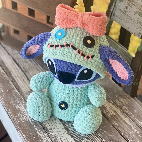 Toys | Stitch Scrump Plushie | Poshmark